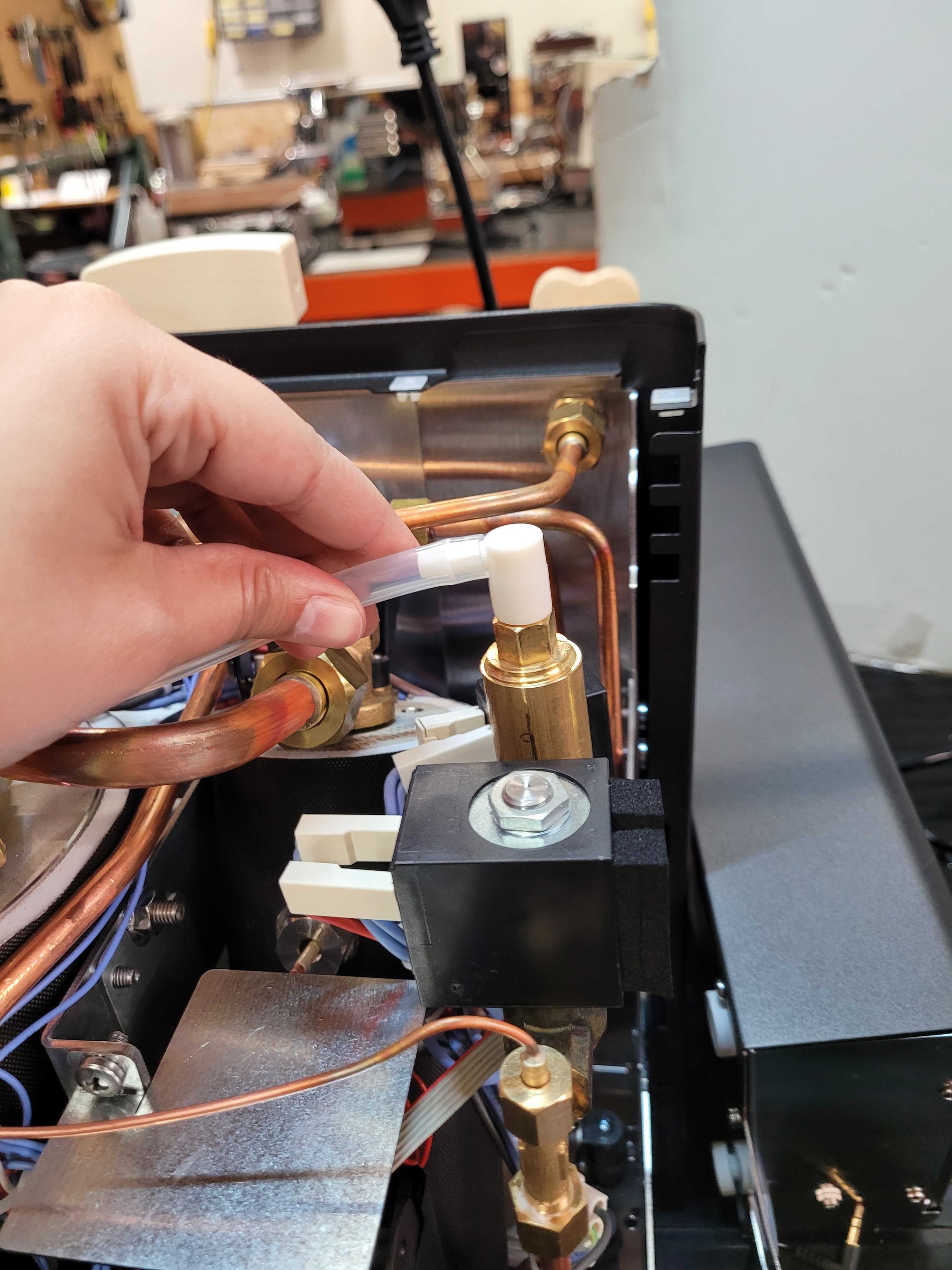 Lelit Bianca: Cleaning/Replacing the Expansion Valve Seat (OPV)