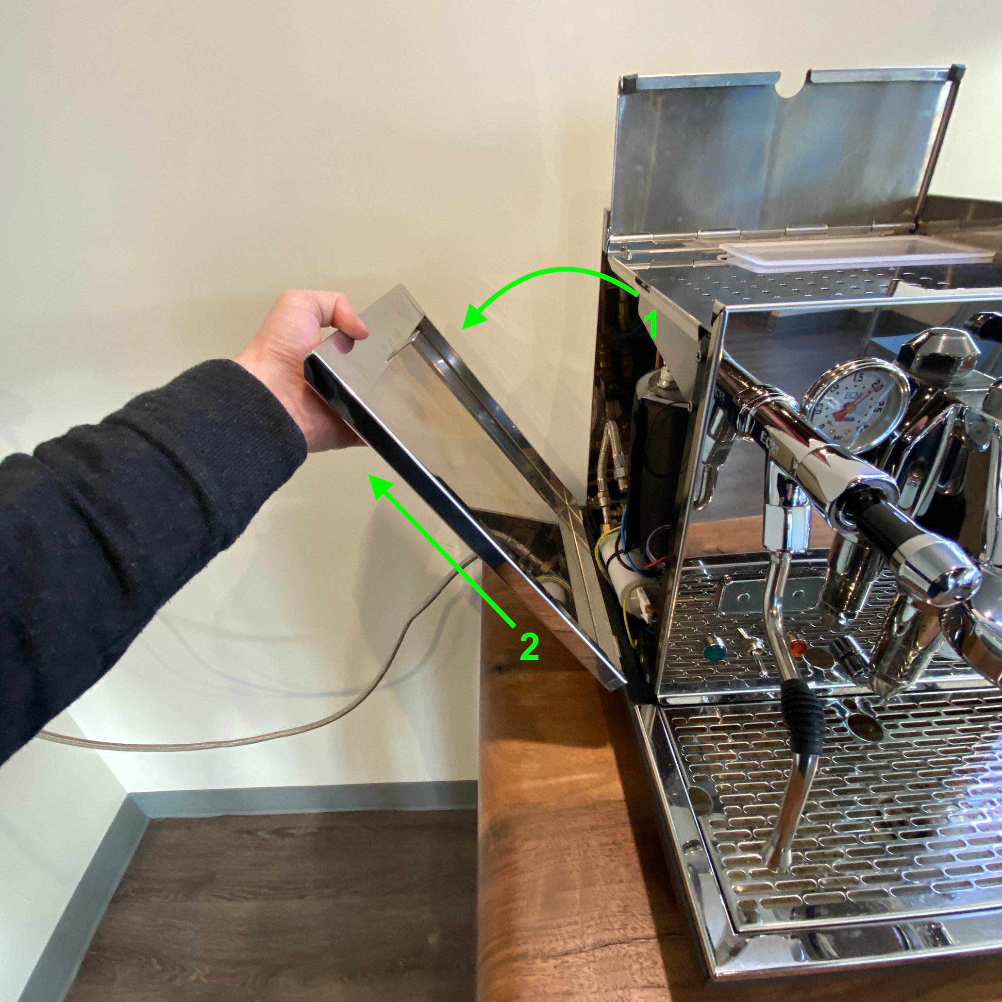 ECM Synchronika: Green Control LED Light Inspection and Replacement