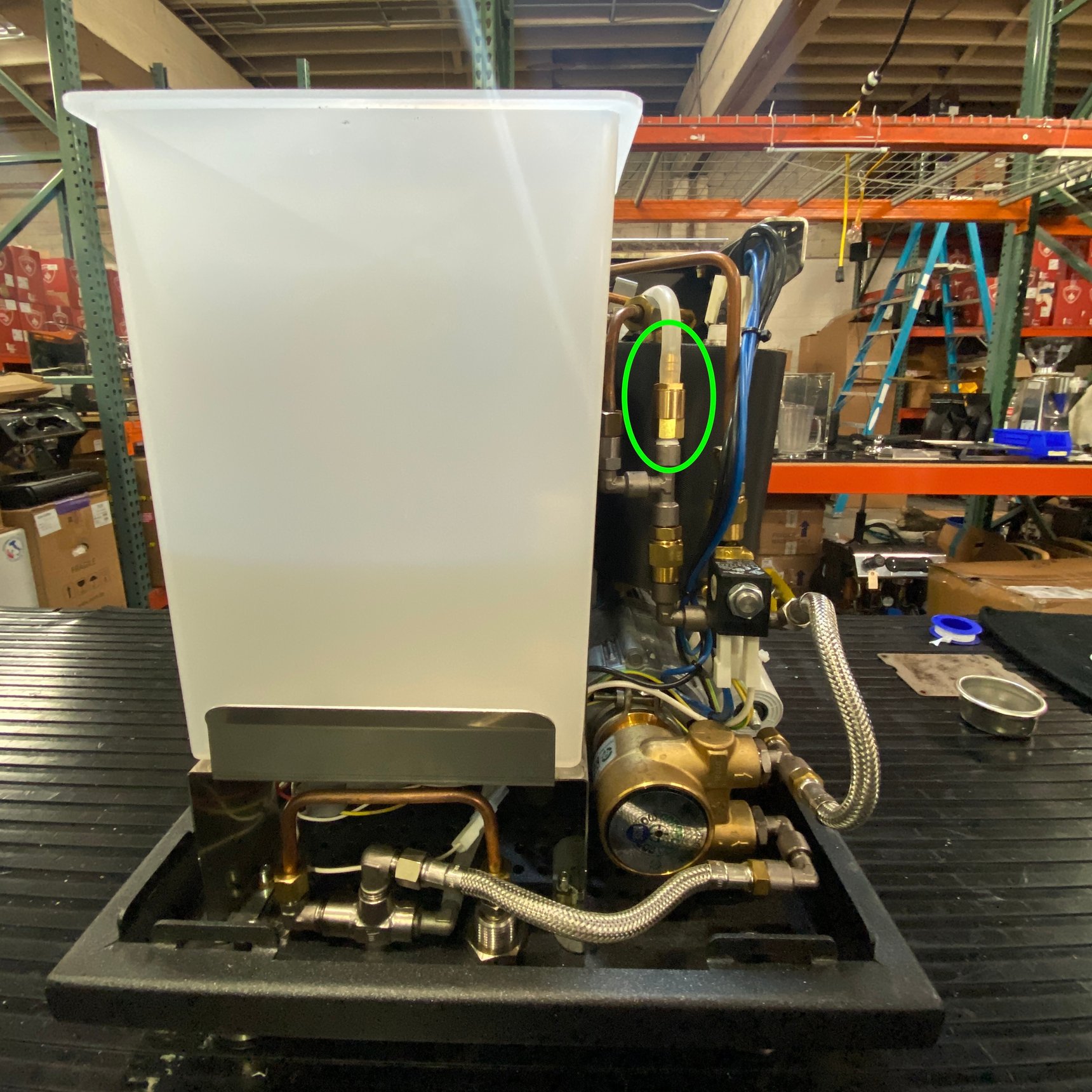 ECM Synchronika: Expansion Valve Replacement (post-2021 machines)