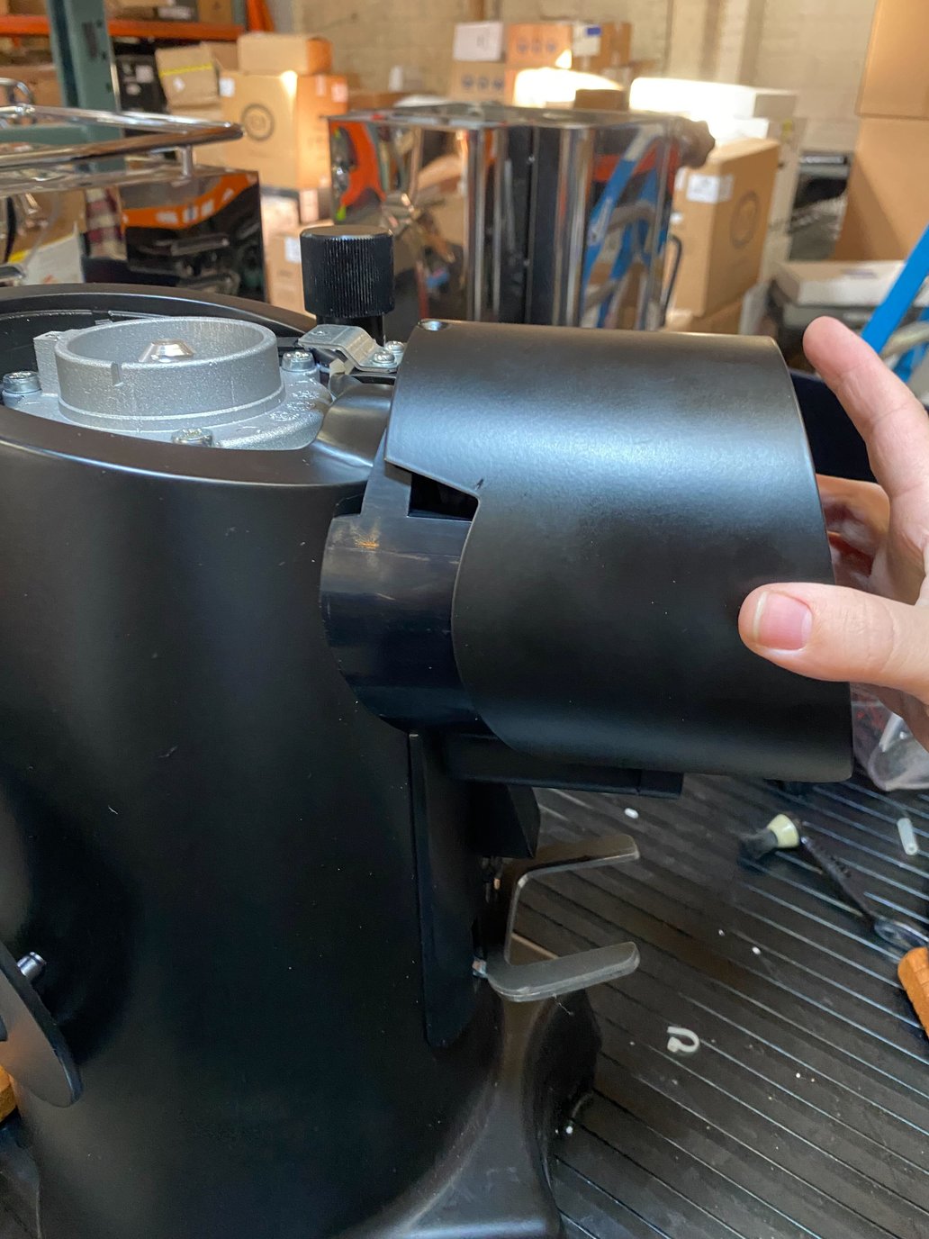 Eureka Helios 80: Removing the Chute