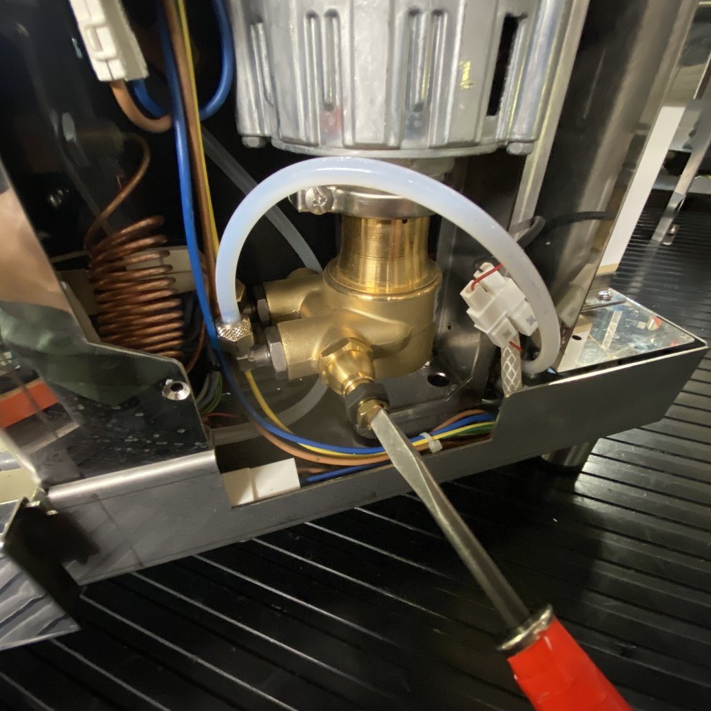 Lucca M58: Adjusting the Expansion Valve